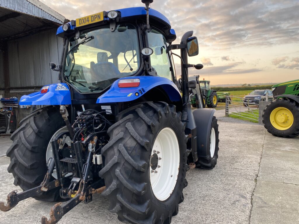 NEW HOLLAND T6.140 TRACTOR C/W QUICKE LOADER | RG Tractors