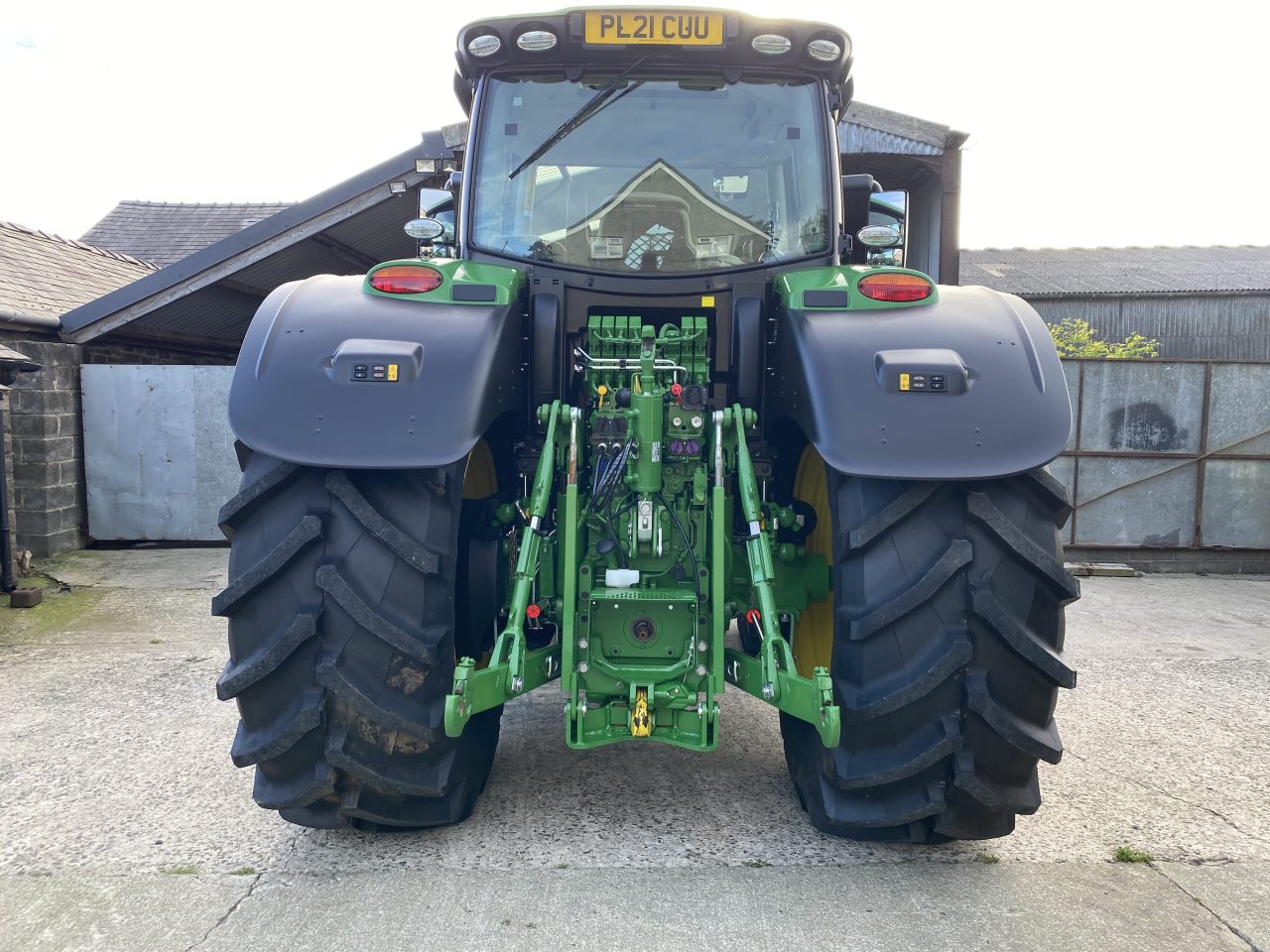 JOHN DEERE 6215R TRACTOR 50K COMMAND PRO | RG Tractors