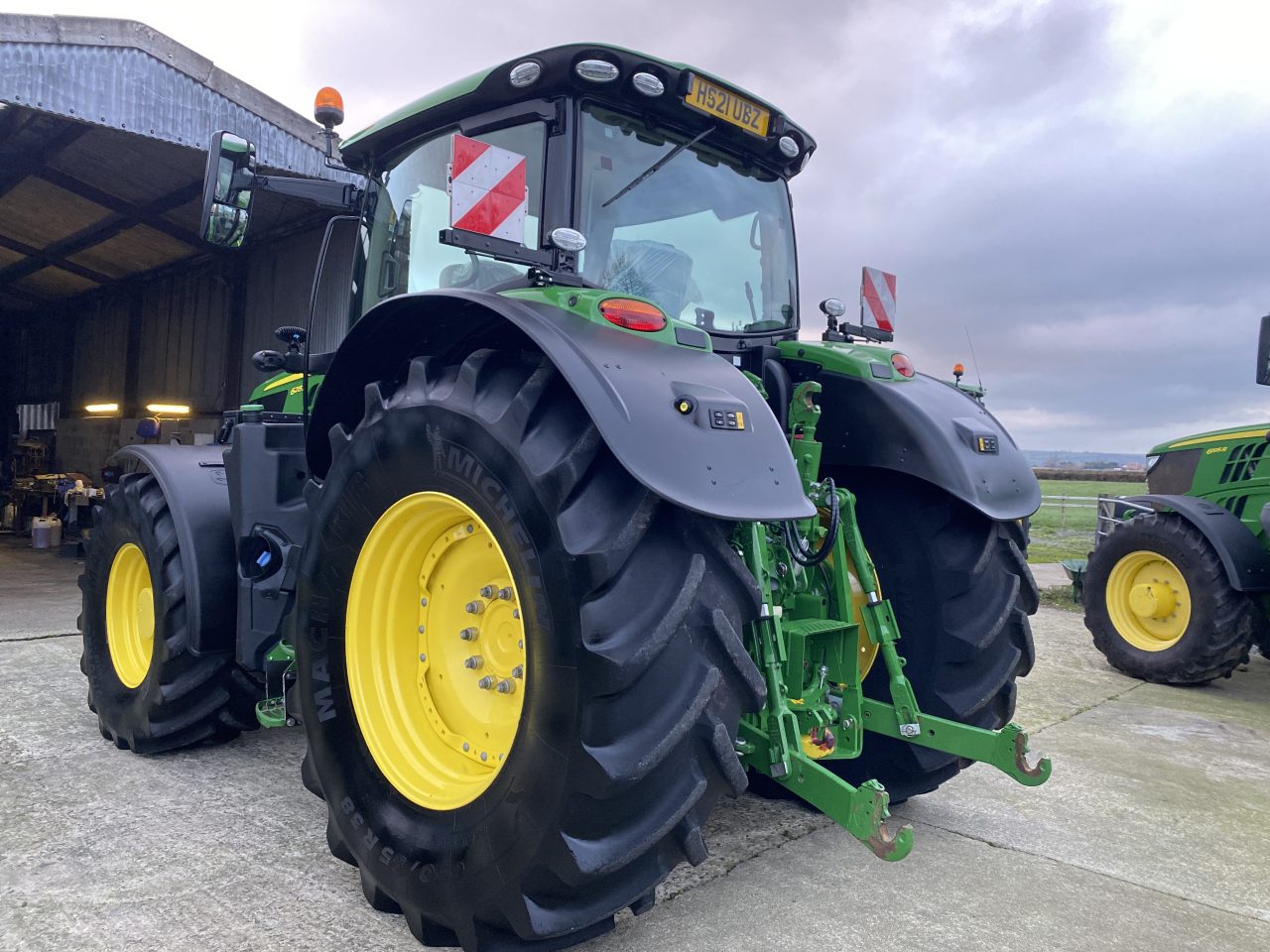 JOHN DEERE 6215R TRACTOR 50K COMMAND PRO | RG Tractors