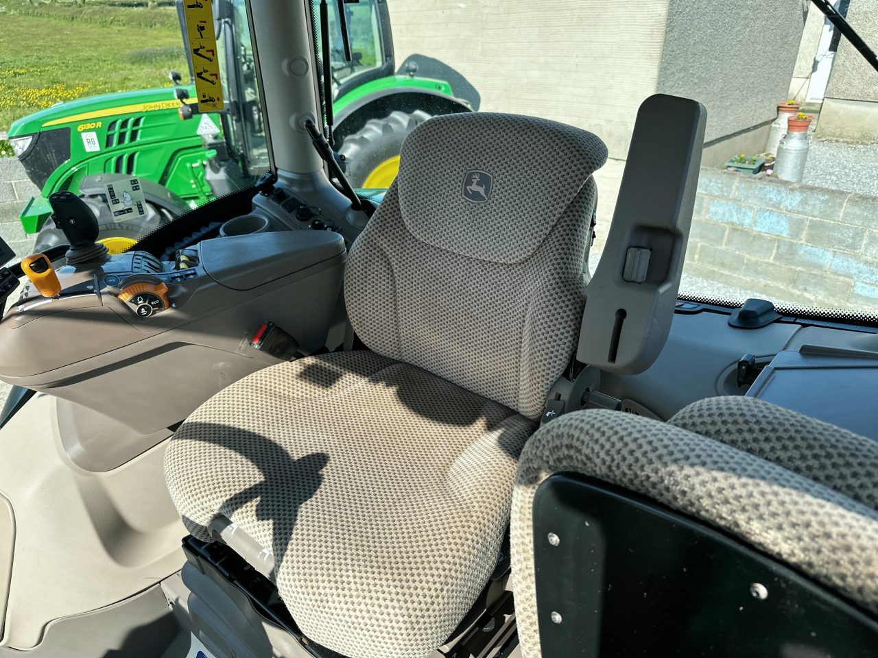 JOHN DEERE 6155R TRACTOR 50K AUTOPOWER | RG Tractors